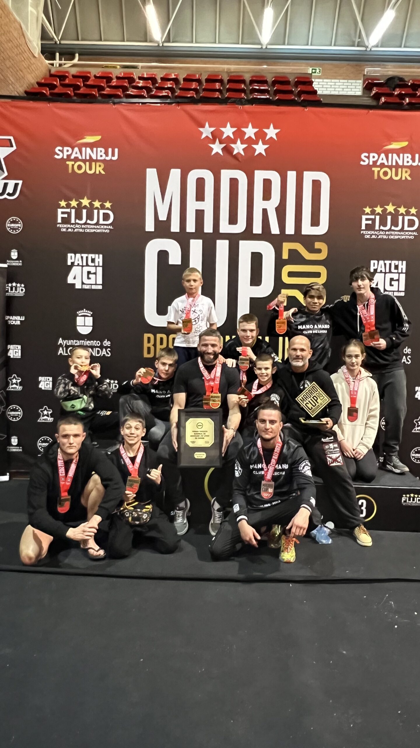 17 Medallas en la modalidad de Brazilian JIU-JITSU, NOGI & KIDS para el ...